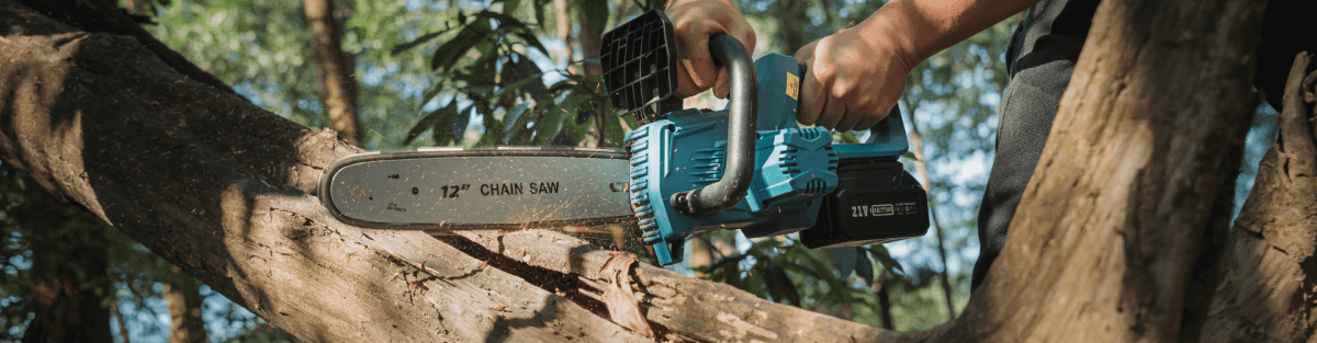 How to Cut Large Tree Trunk Slices with a Small Chainsaw — SeeSii